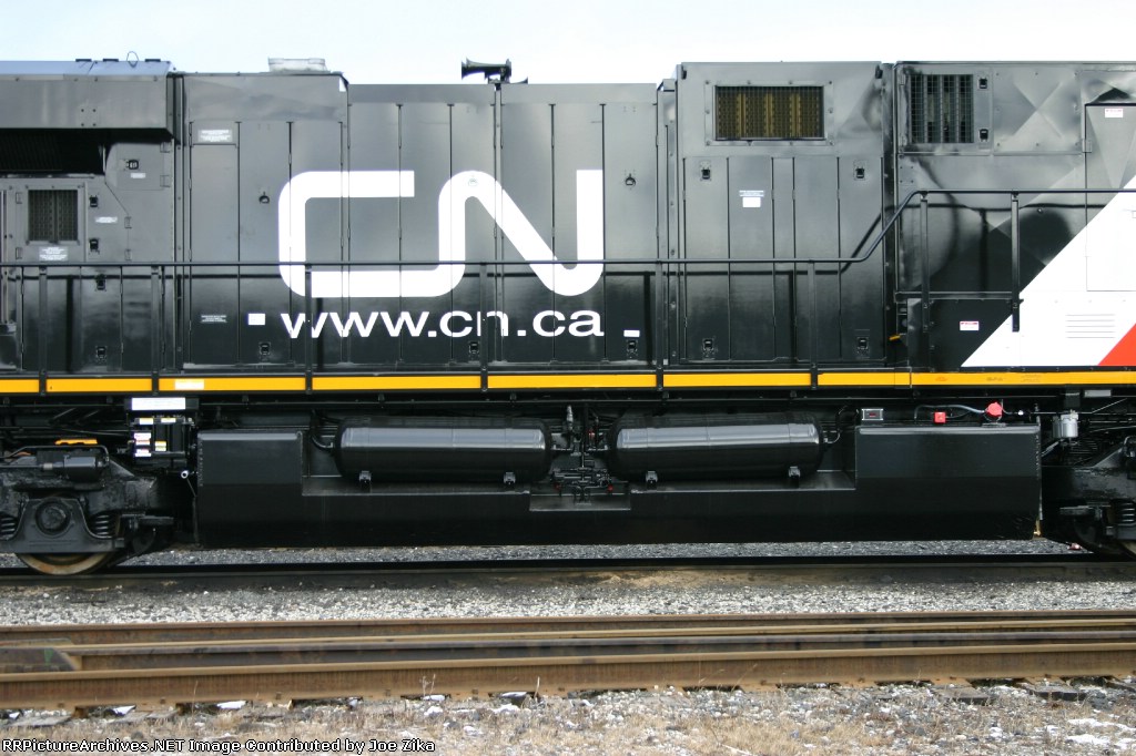 CN 2222 ES44DC
